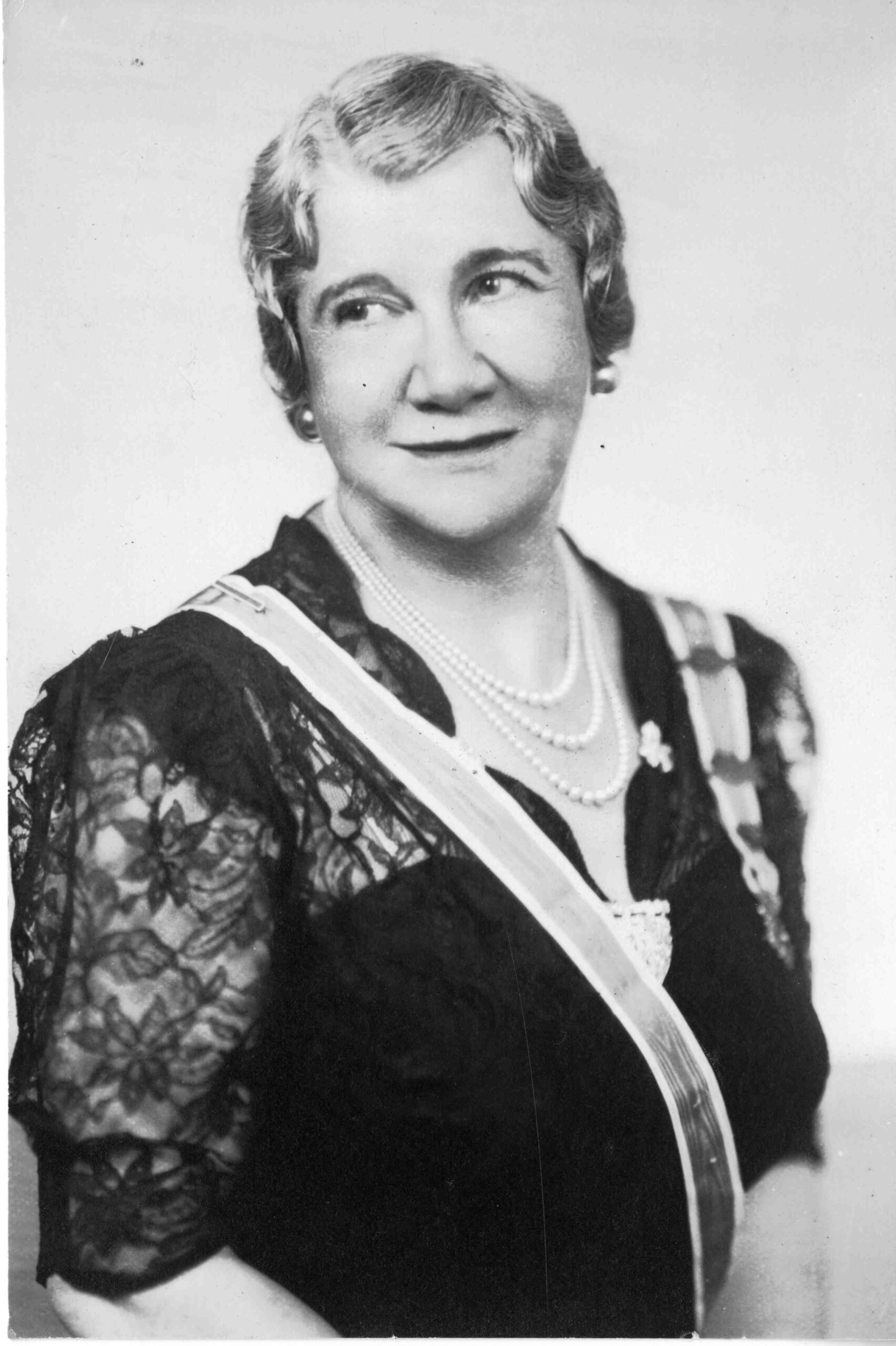 Silversteen, Elizabeth Mount—Speech Notes and Clippings - Transylvania ...